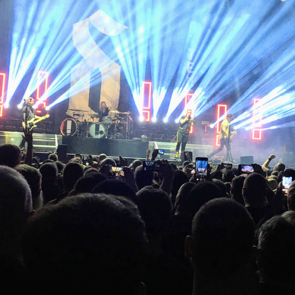 Alter Bridge Concert & Tour History (Updated for 2022 - 2023) | Concert ...