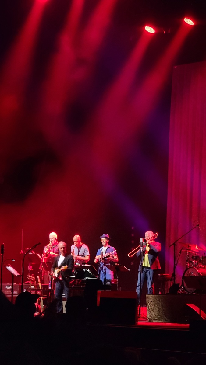 Steely Dan Concert & Tour History (Updated for 2022) | Concert Archives