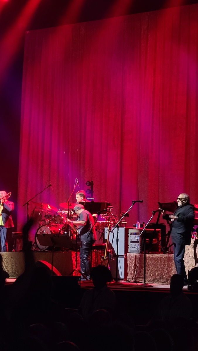 Steely Dan Concert & Tour History (Updated for 2022) | Concert Archives