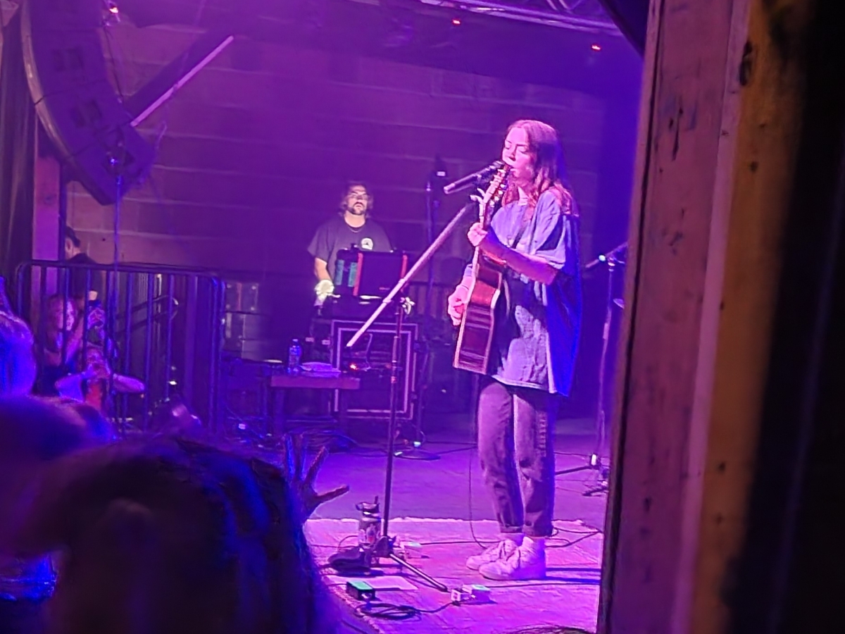 Jul 26, 2022: Lizzy McAlpine / Carol Ades at Soundwell Salt Lake City ...