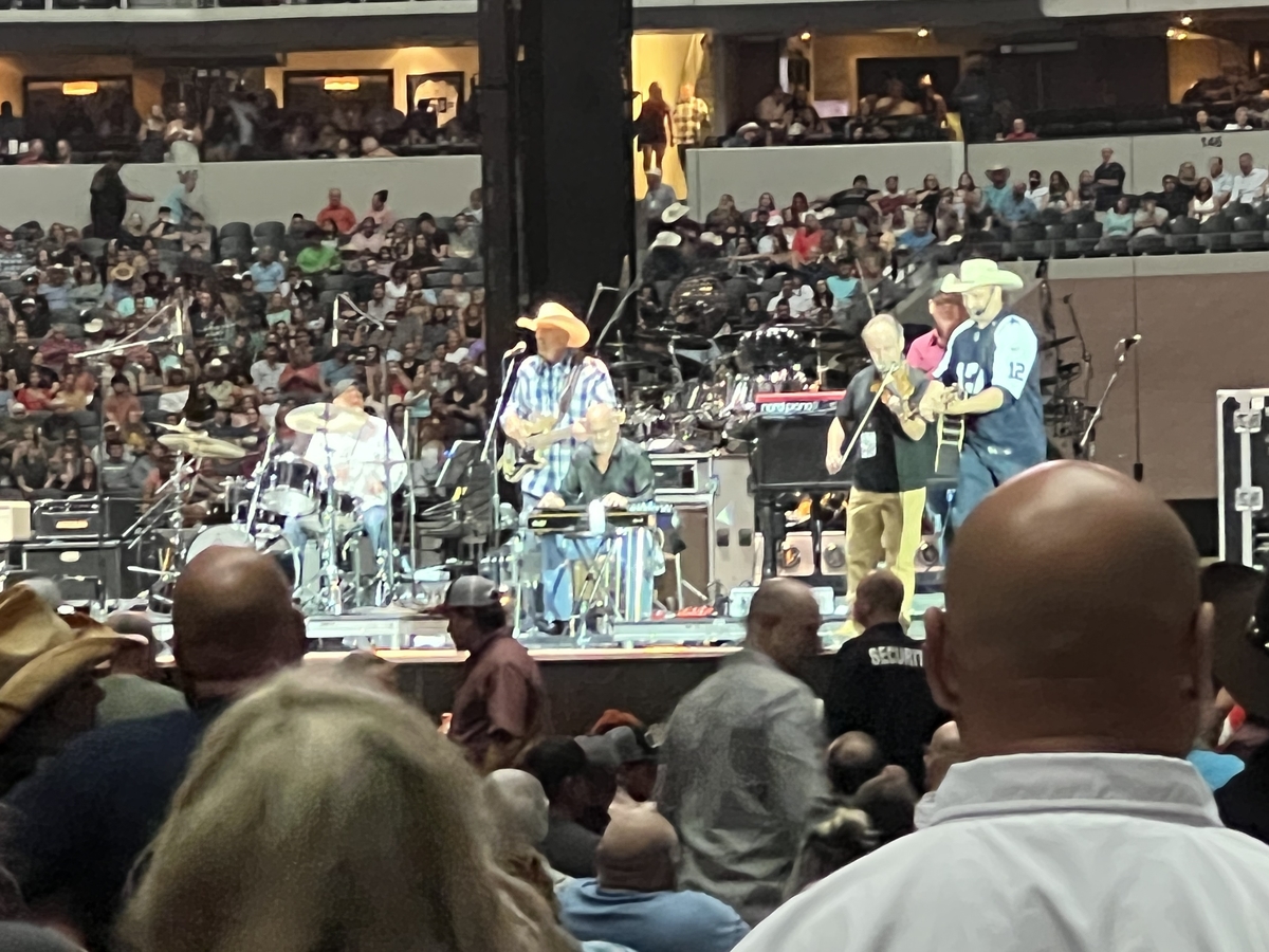 Matt Rossi Concert & Tour History | Concert Archives