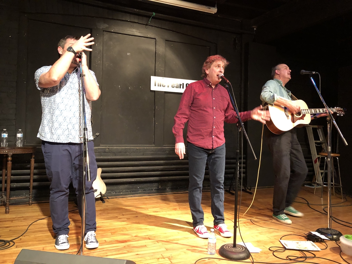 Jul 07, 2020: The Arrogant Worms at The Pearl Company Hamilton, Ontario ...