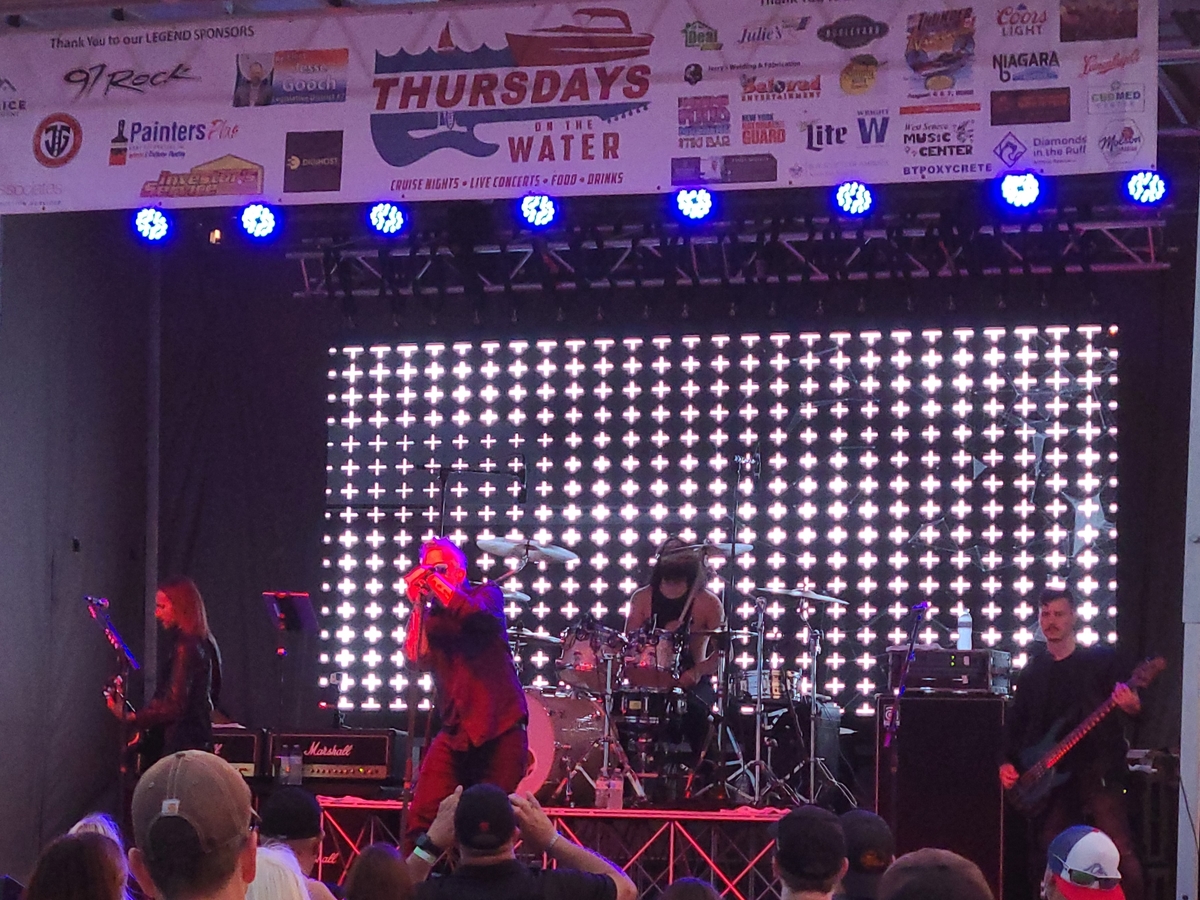 Seven Day Faith Concert Photos | Concert Archives