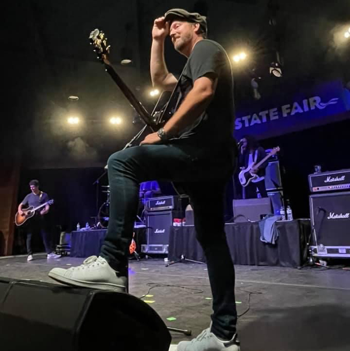 Ezra Ray Hart Concert & Tour History (Updated for 2025) | Concert Archives