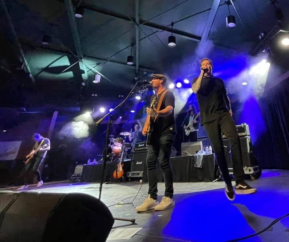 Ezra Ray Hart Concert & Tour History (Updated for 2025) | Concert Archives