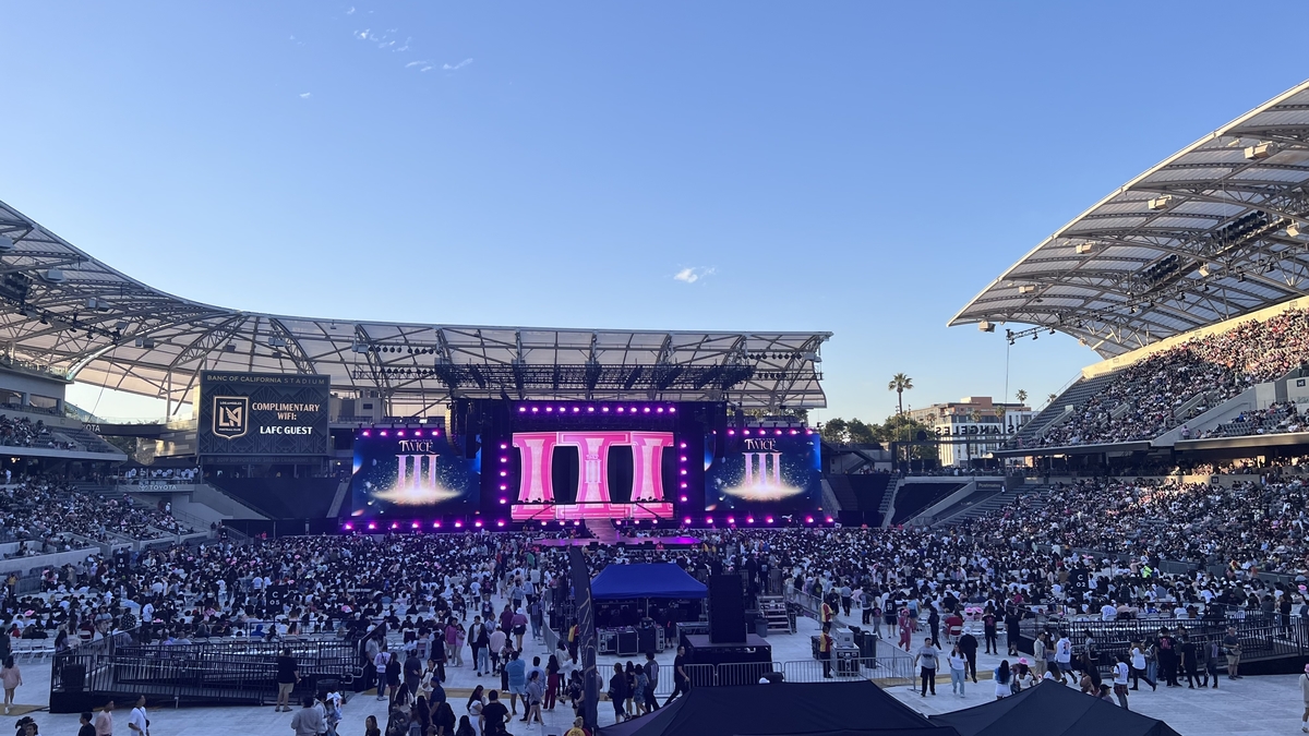 May 15, 2022: Twice at Banc of California Stadium Los Angeles ...