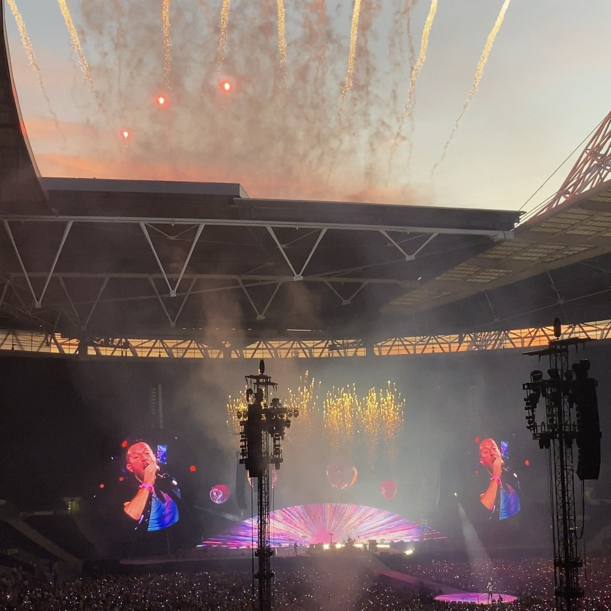 Aug 13, 2022: Coldplay / H.E.R. / Griff / Craig David / Jacob Collier ...