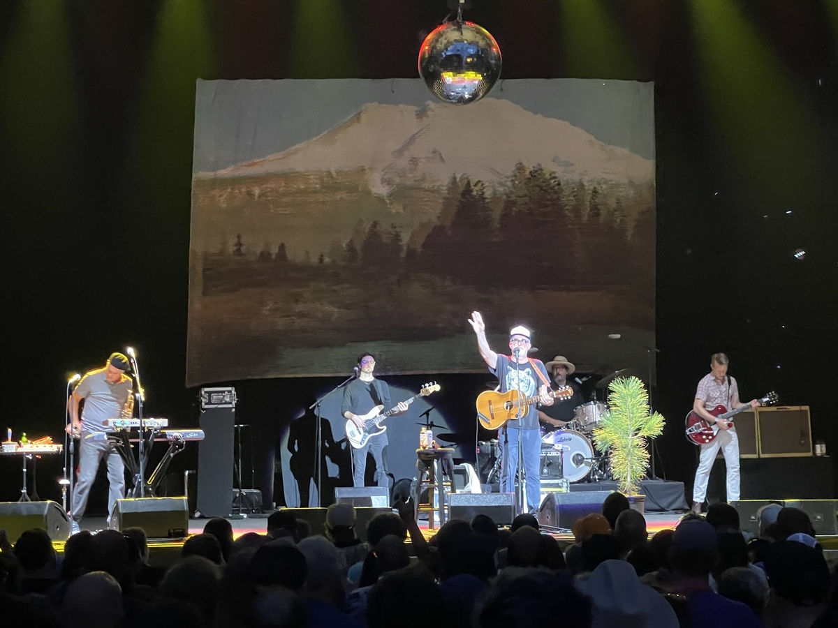 Cake Concert & Tour History (Updated for 2022) | Concert Archives