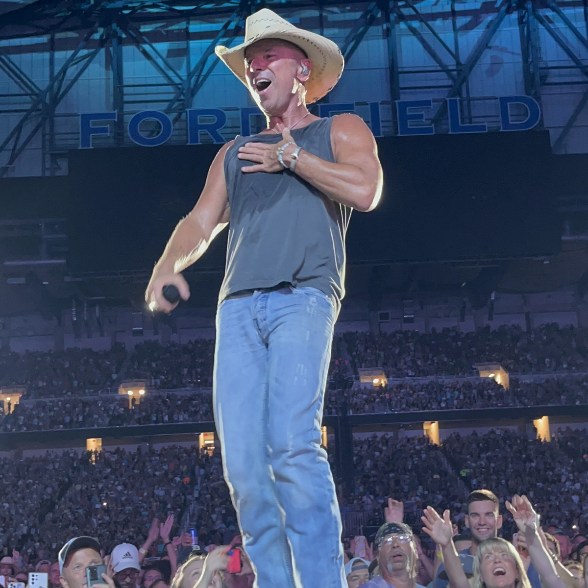 Aug 20, 2022: Kenny Chesney / Dan + Shay / Old Dominion / Carly Pearce ...