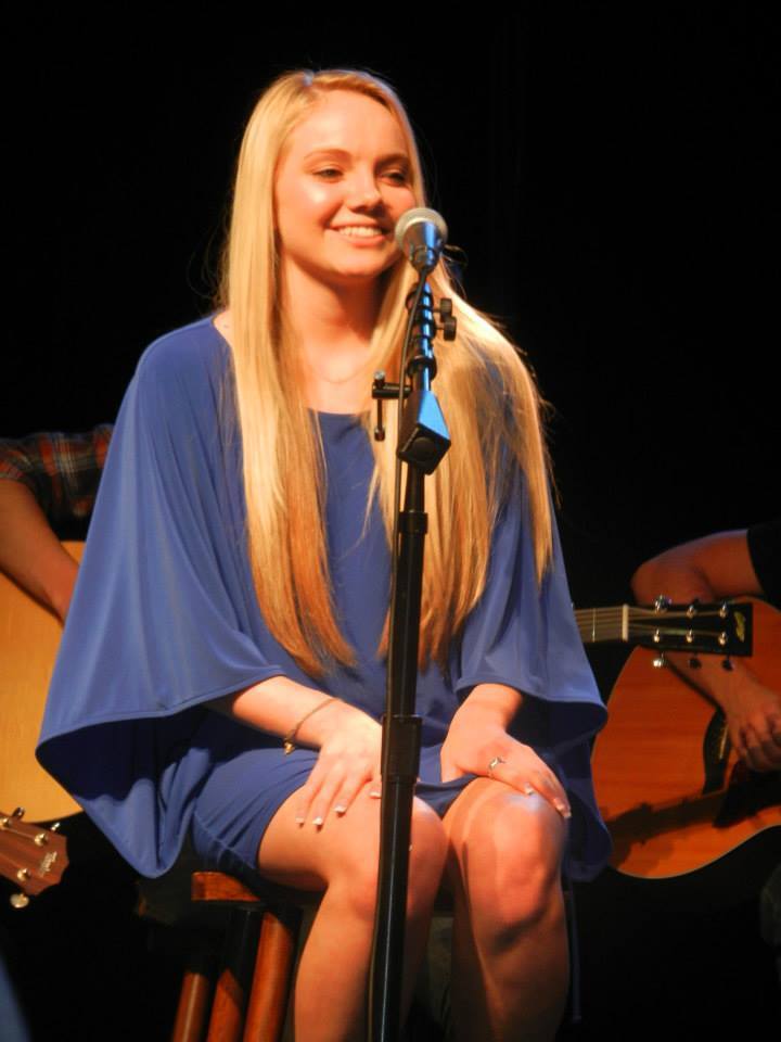 Rachel Farley Concert & Tour History | Concert Archives