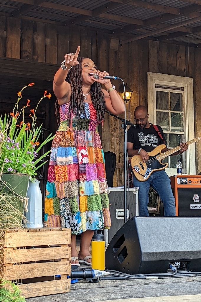 Candi Carpenter Concert & Tour History | Concert Archives