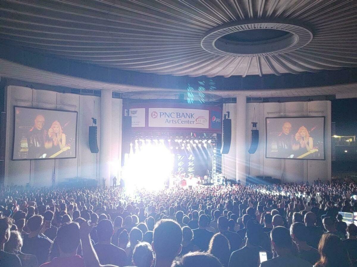 The Smashing Pumpkins Concert & Tour History (Updated for 2022 ...