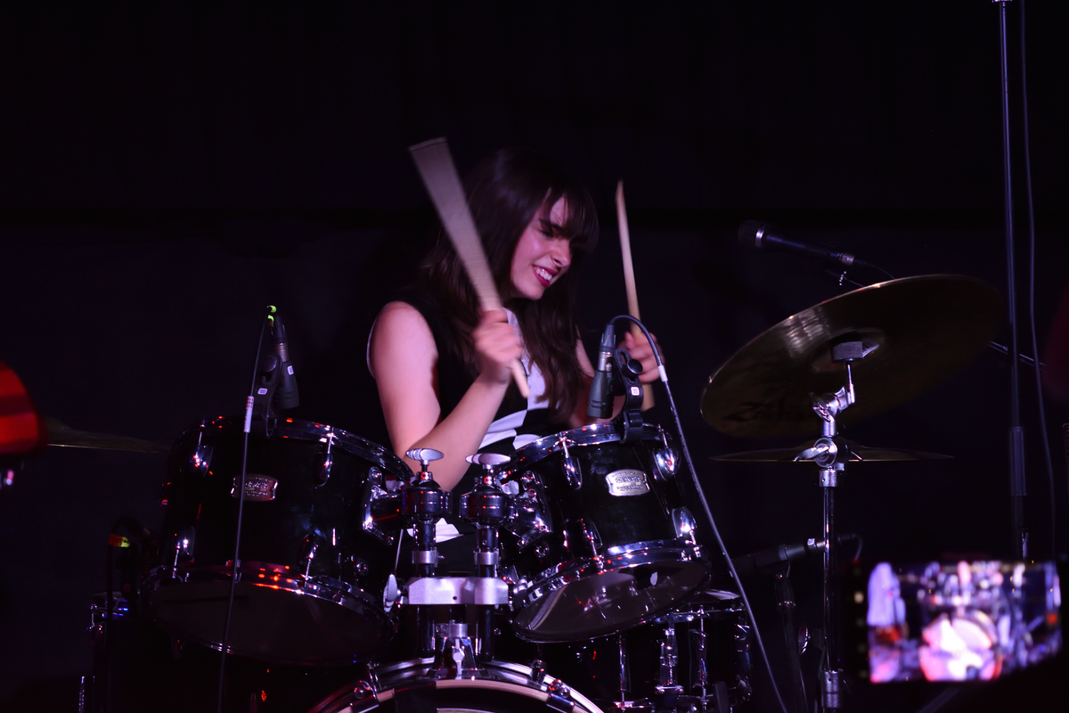 Fiona Lee Concert & Tour History | Concert Archives