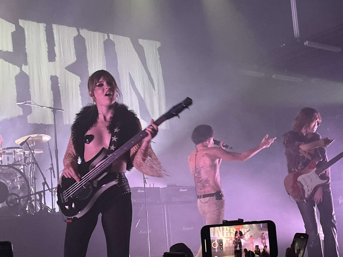 Måneskin Concert & Tour History (Updated for 2022 - 2023) | Concert ...