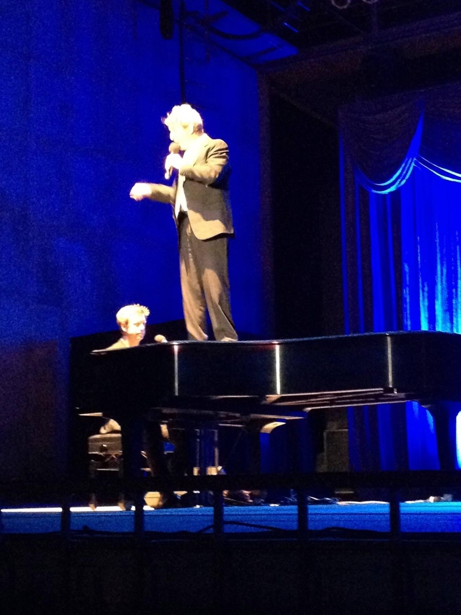 Steve Martin Concert & Tour History (Updated for 2022 - 2023) | Concert ...