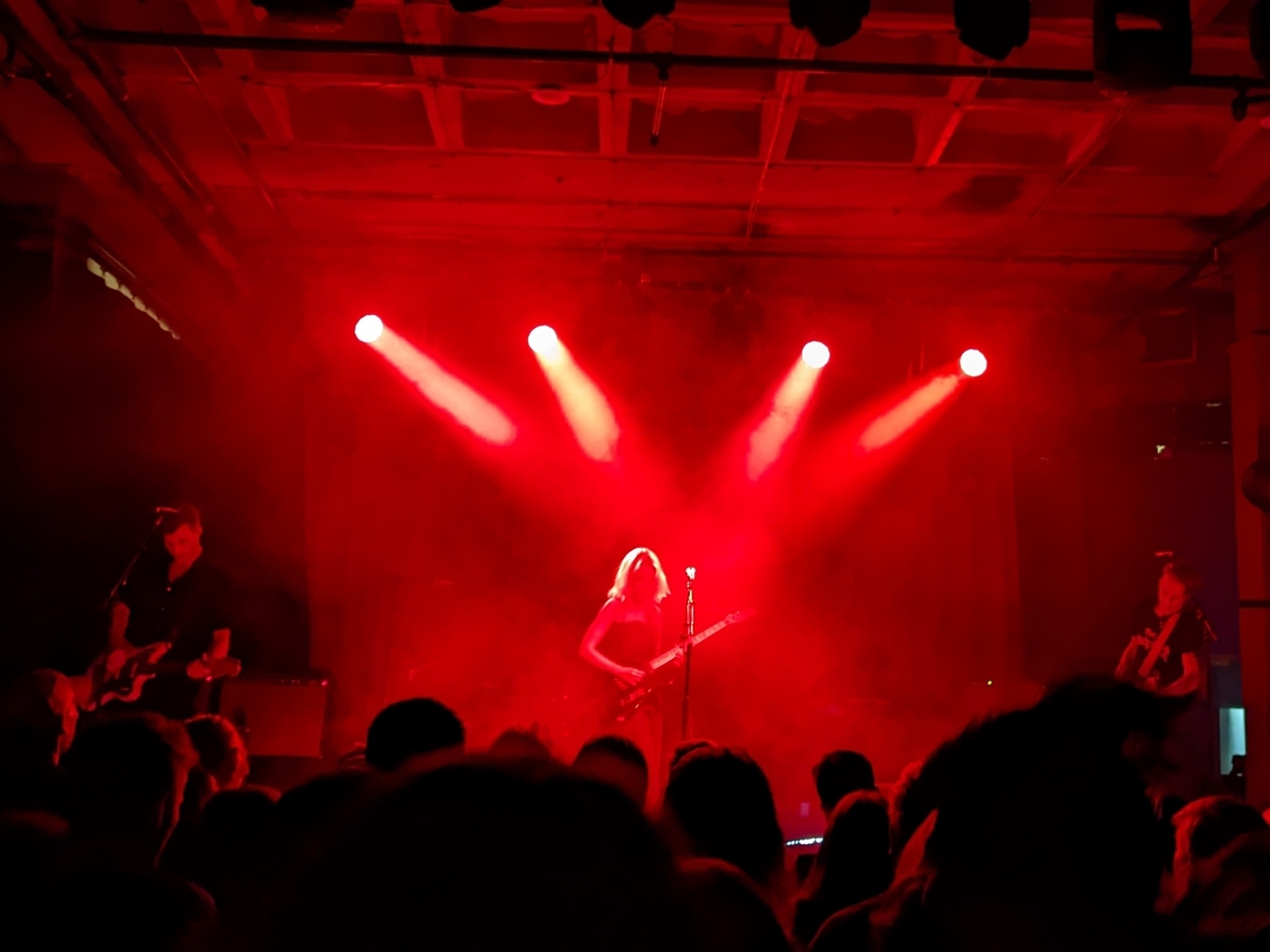 Oct 01, 2022: Wolf Alice / Luna Li at Empire Live Albany, New York ...