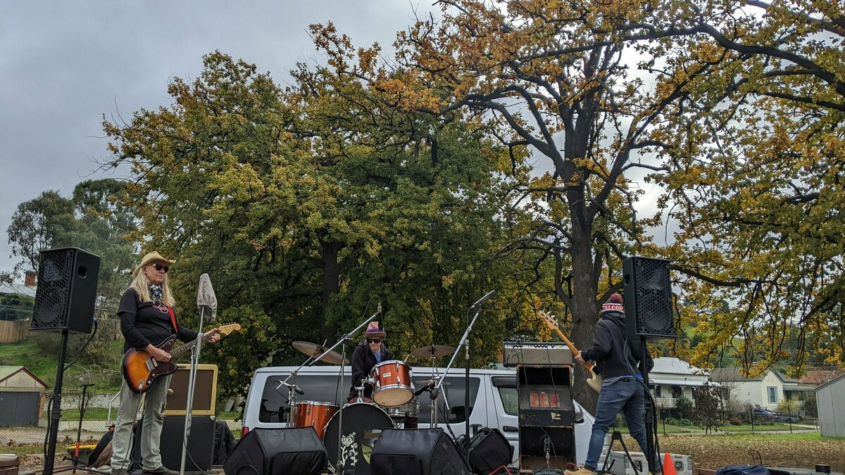 Concert History of Camp Reserve Castlemaine Castlemaine, Victoria ...
