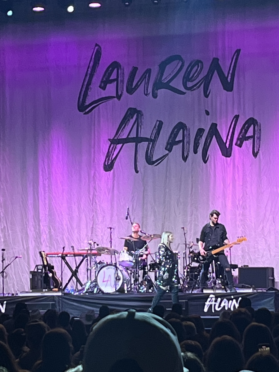 Lauren Alaina Concert & Tour History (Updated for 2022 - 2023 ...