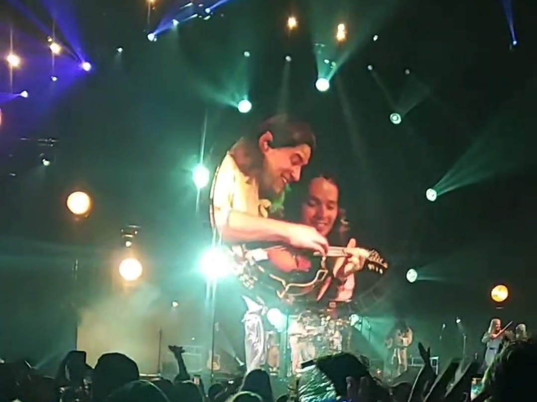 Anh Phung Concert & Tour History | Concert Archives