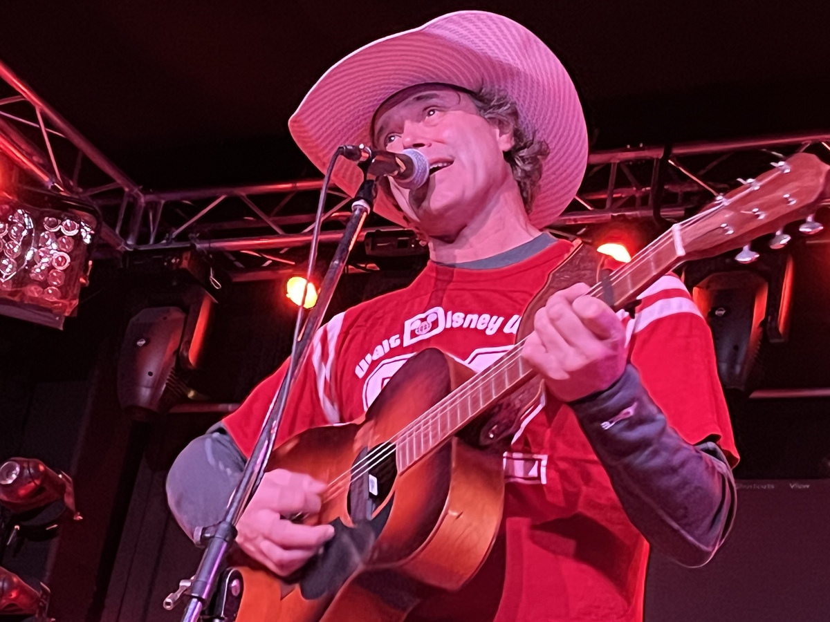 Corb Lund Concert & Tour History (Updated for 2024) | Concert Archives