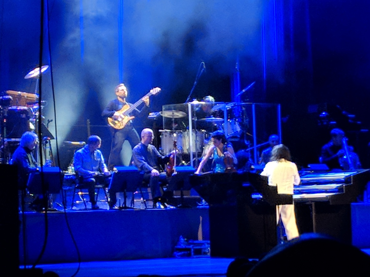Yanni Concert & Tour History | Concert Archives