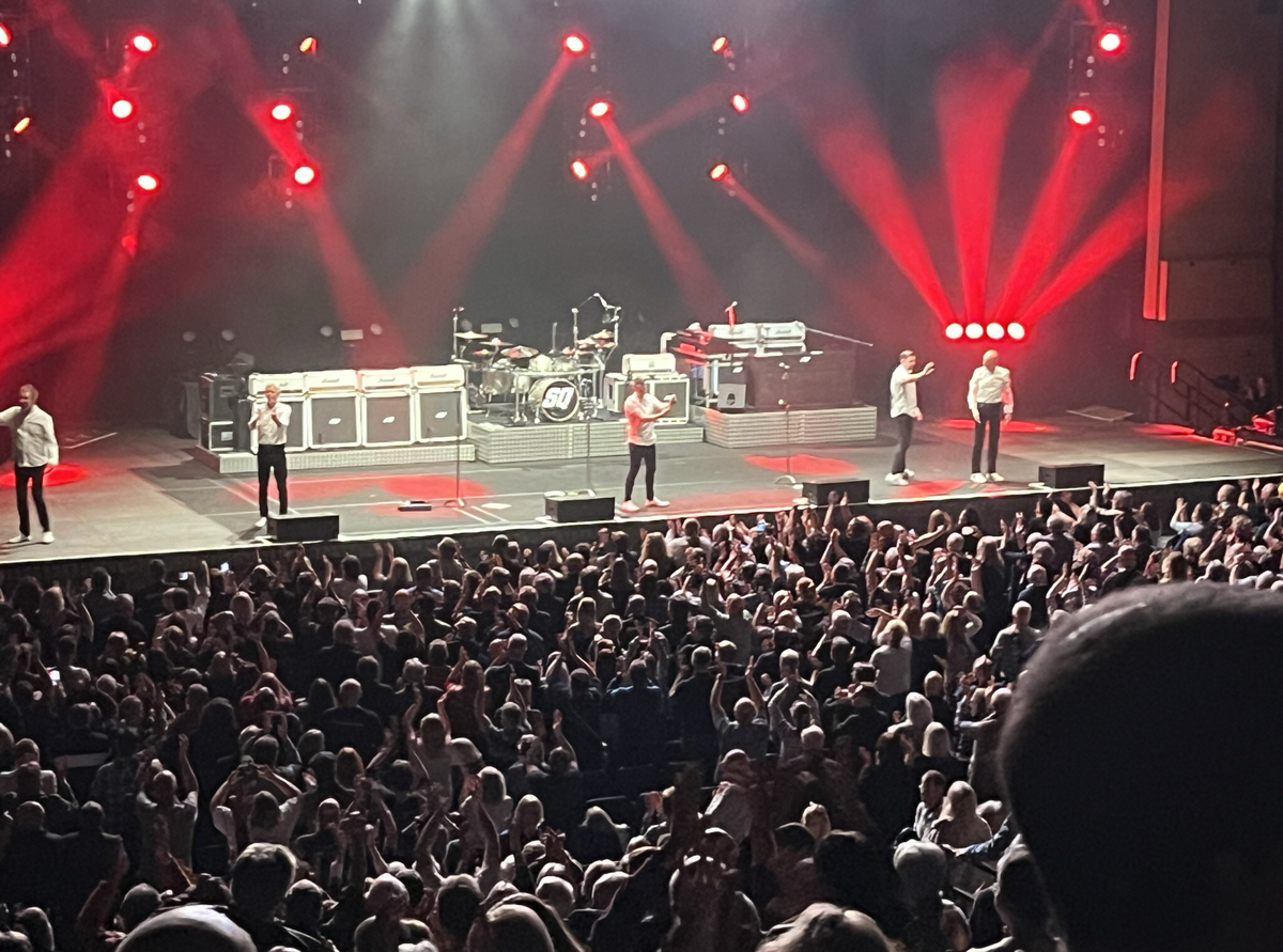 Shakin' Stevens Concert & Tour History | Concert Archives