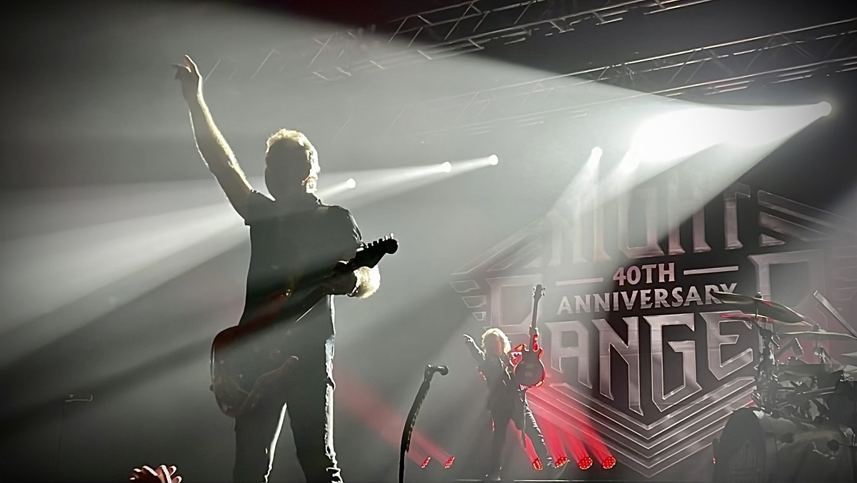 Dec 08, 2022: Night Ranger / Stranger at Hobart Arena Troy, Ohio ...