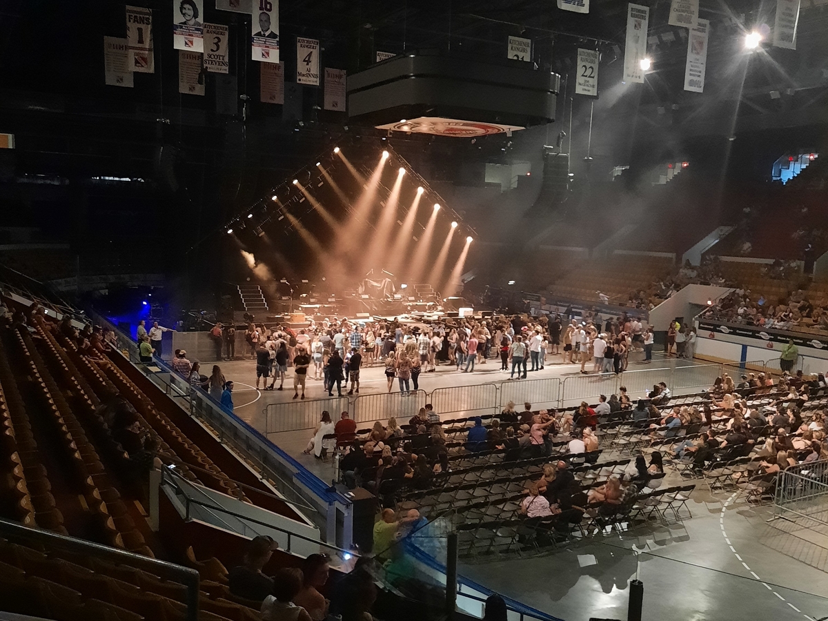 Concert History of Kitchener Memorial Auditorium Complex Kitchener ...