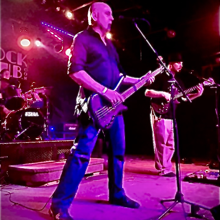 Smashed Idols Concert & Tour History | Concert Archives