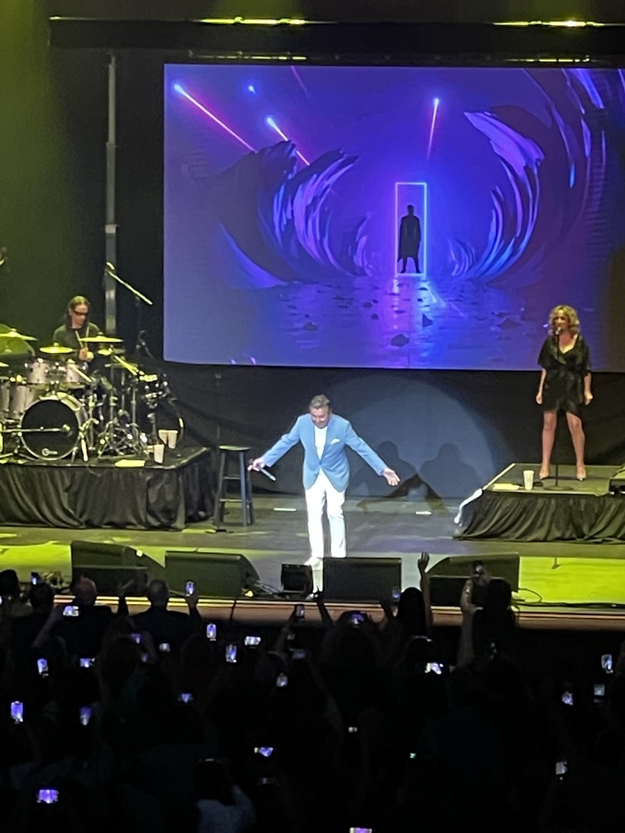 Sandra Concert & Tour History (Updated for 2025 - 2026) | Concert Archives