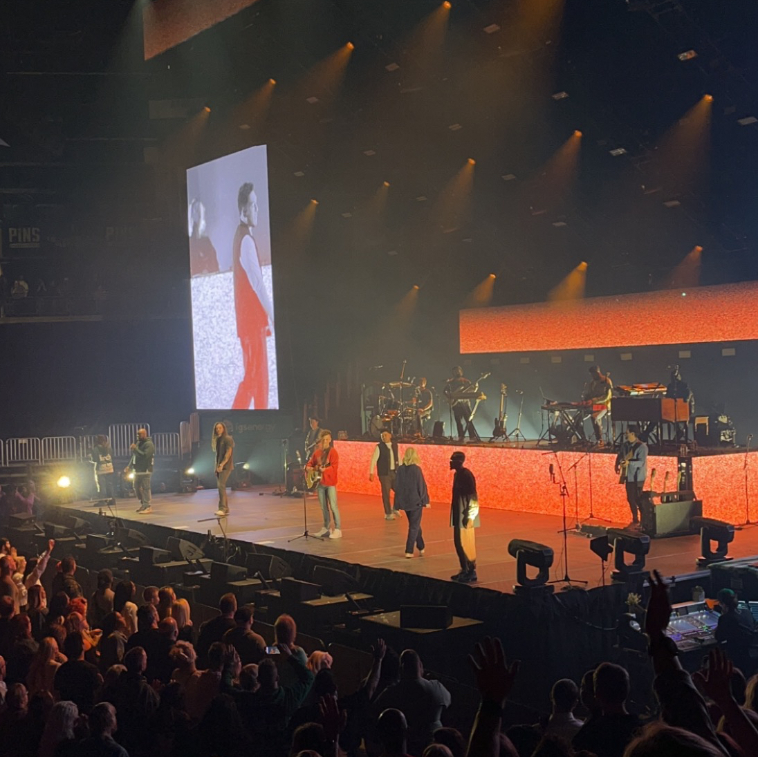 Aug 12, 2022: Elevation Worship / Kari Jobe / Cody Carnes at Wright ...