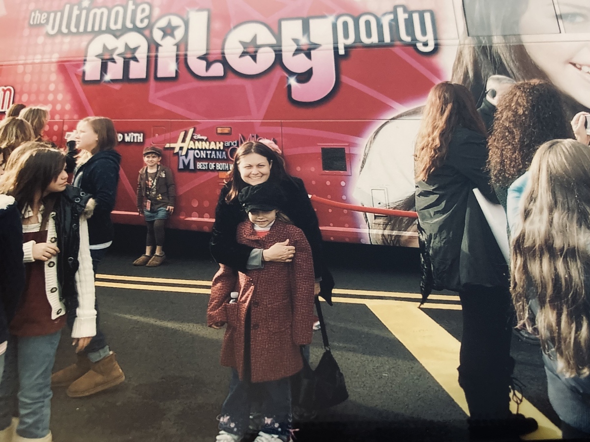 Hannah Montana Concert & Tour History | Concert Archives Hannah Montana Concert & Tour History | Concert Archives