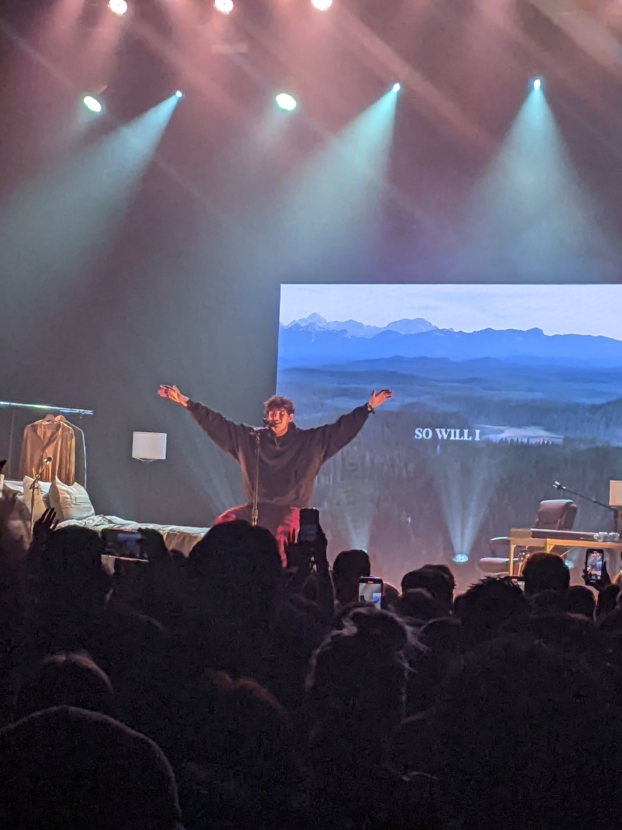 JVKE Concert & Tour History (Updated for 2023) | Concert Archives