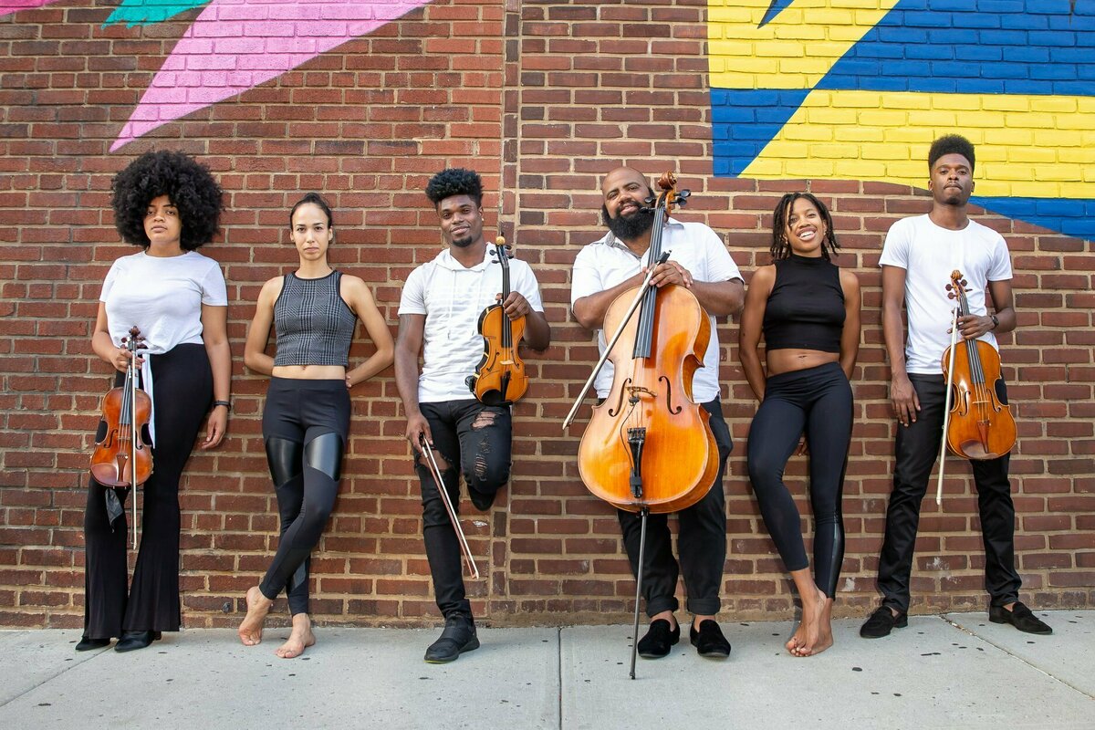 Sarah Esser Concert & Tour History | Concert Archives