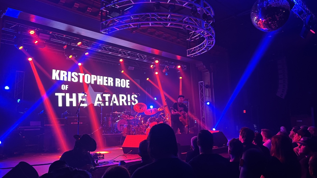 Oct 26, 2022: Lit / Alien Ant Farm / The Ataris / Hoobastank at The ...