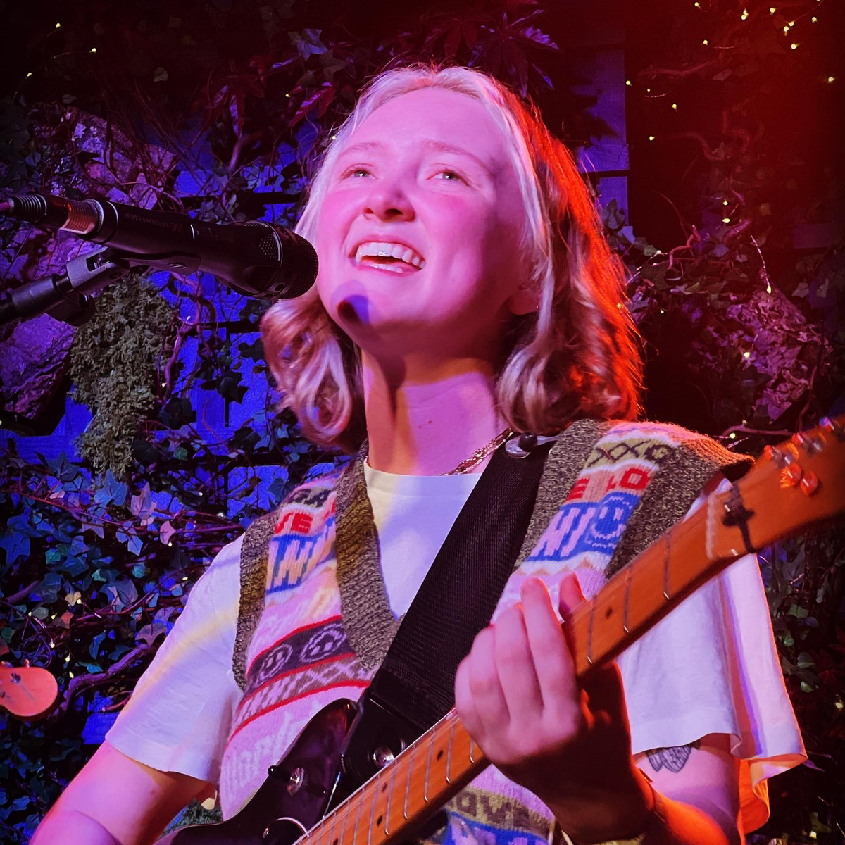 Eden Farrow Concert & Tour History | Concert Archives