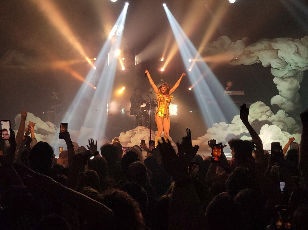Slayyyter Concert Photos | Concert Archives
