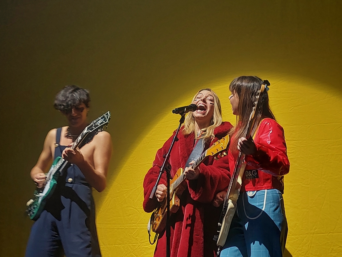 Violet Indigo Concert & Tour History (Updated for 2025) | Concert Archives