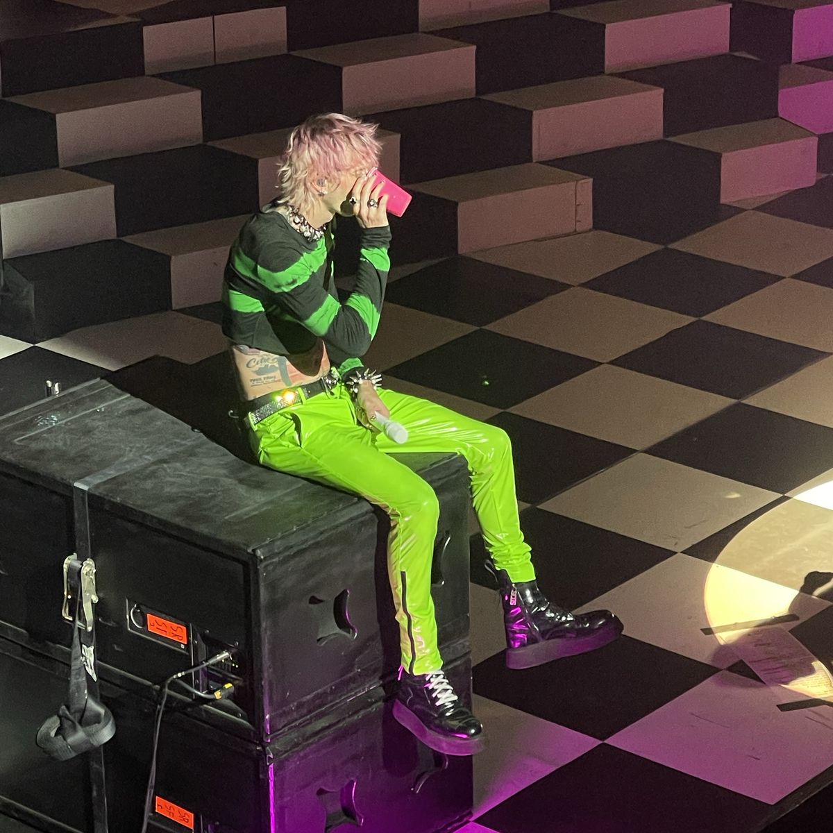 Sep 23, 2022: mgk (fka Machine Gun Kelly) / iann dior / 44phantom at ...
