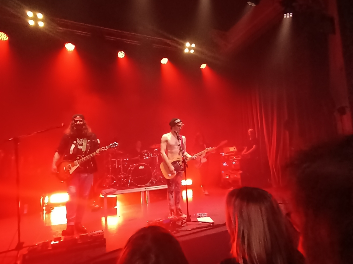 Dec 10, 2022: Badflower / I Love You Honey Bunny / Dead Poet Society at ...