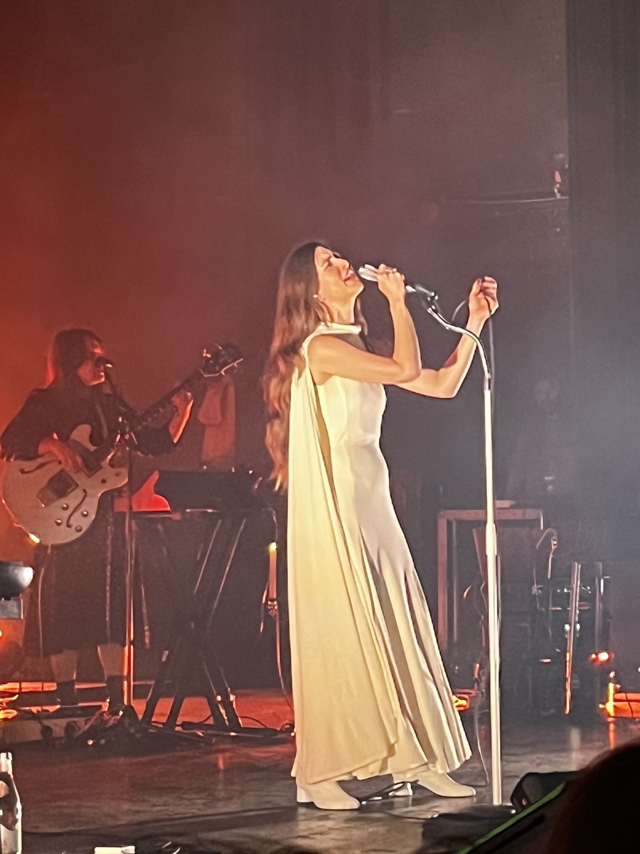 Molly Lewis Concert & Tour History (Updated for 2024) | Concert Archives