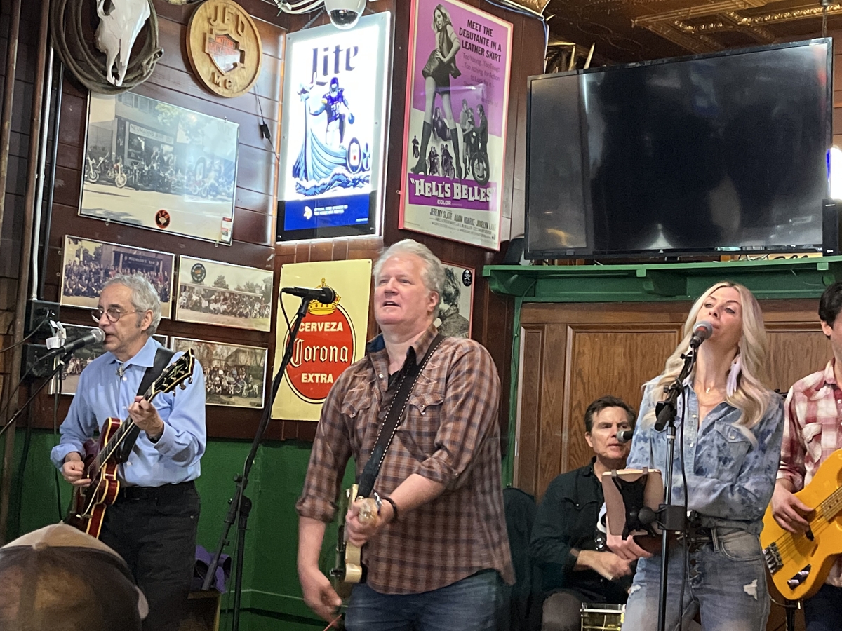 Concert History of Neumann’s Bar & Grill North Saint Paul, Minnesota ...