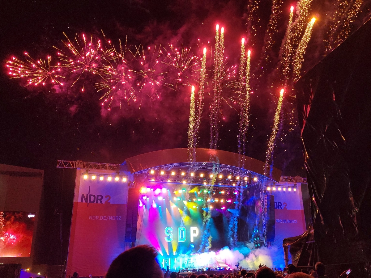 Sep 02, 2022: SDP / Nico Santos / Culcha Candela at Meyer-Werft ...