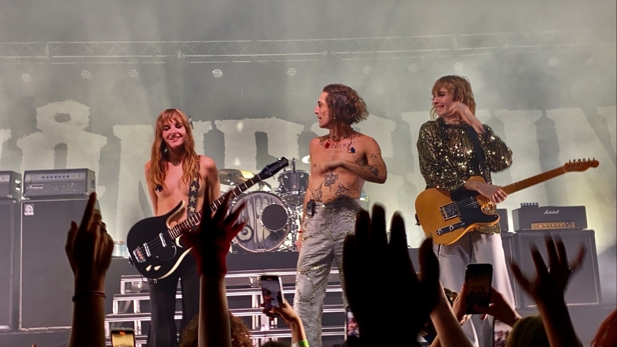 Nov 08, 2022: Måneskin at Soma San Diego San Diego, California, United ...