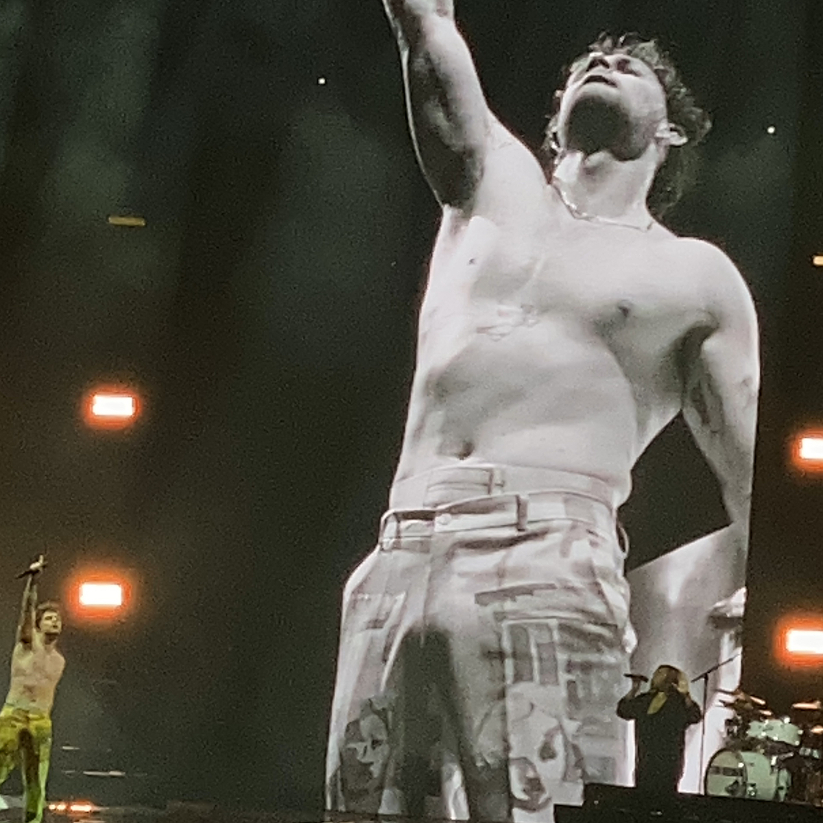 Mar 23, 2023: Tom Grennan / Gracey / Frankie Beetlestone at The O2 ...