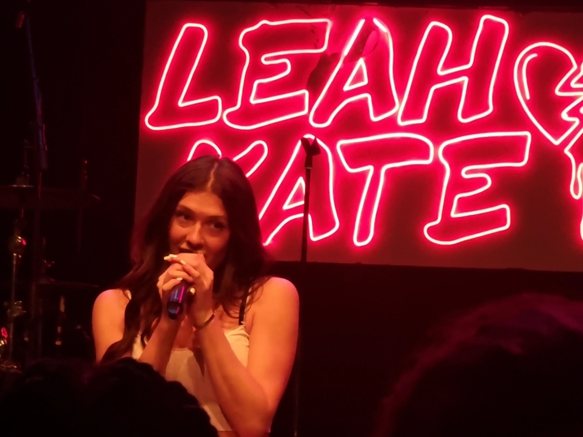 Apr 18, 2023: Hayley Kiyoko / Leah Kate at Komplex 457 Zürich, Zürich ...