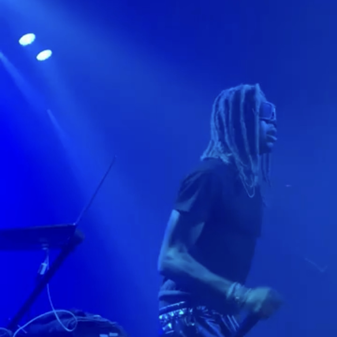 Destroy Lonely Concert & Tour History (Updated for 2023) | Concert Archives