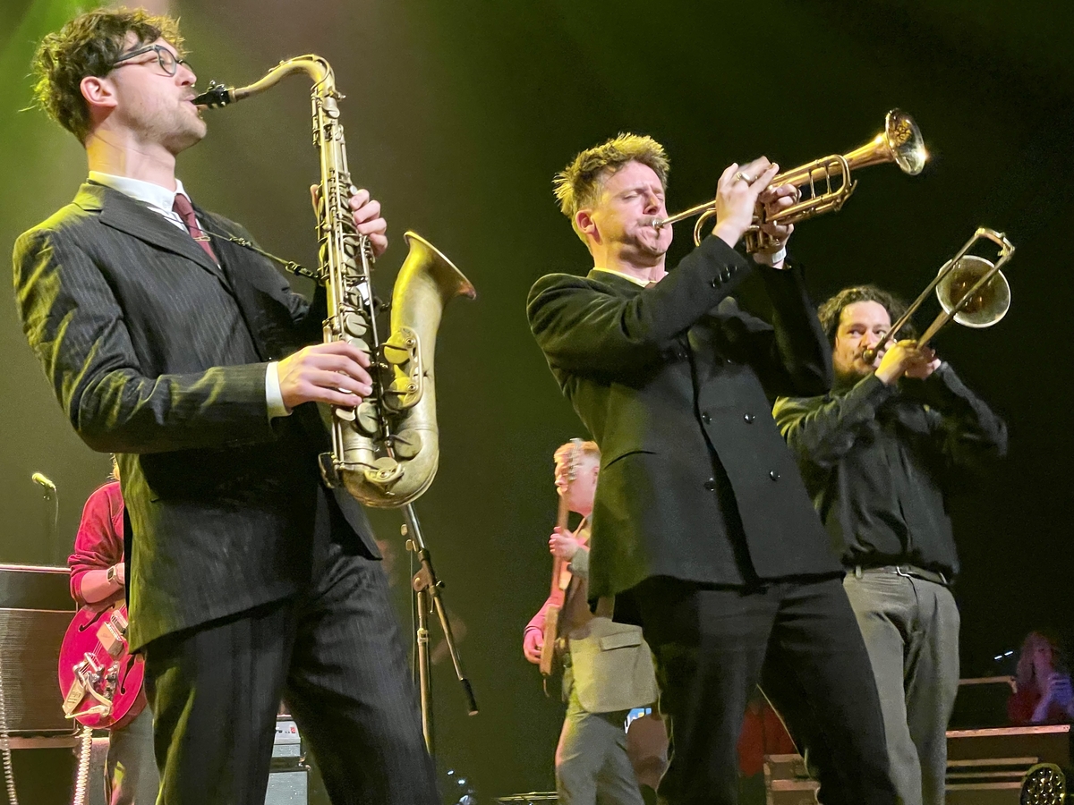 Double Cream: DeWolff & Dawn Brothers Concert & Tour History | Concert ...