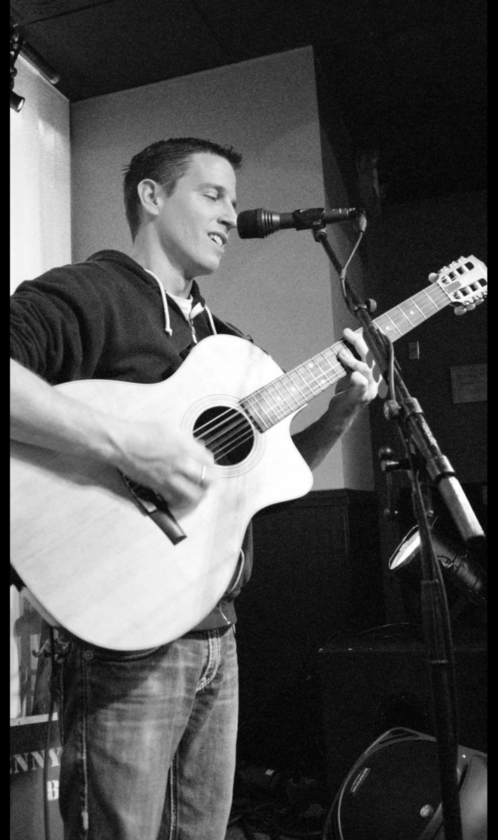 Sep 08, 2015: Kenny Mehler at Tipping Chair Tavern Milldale ...