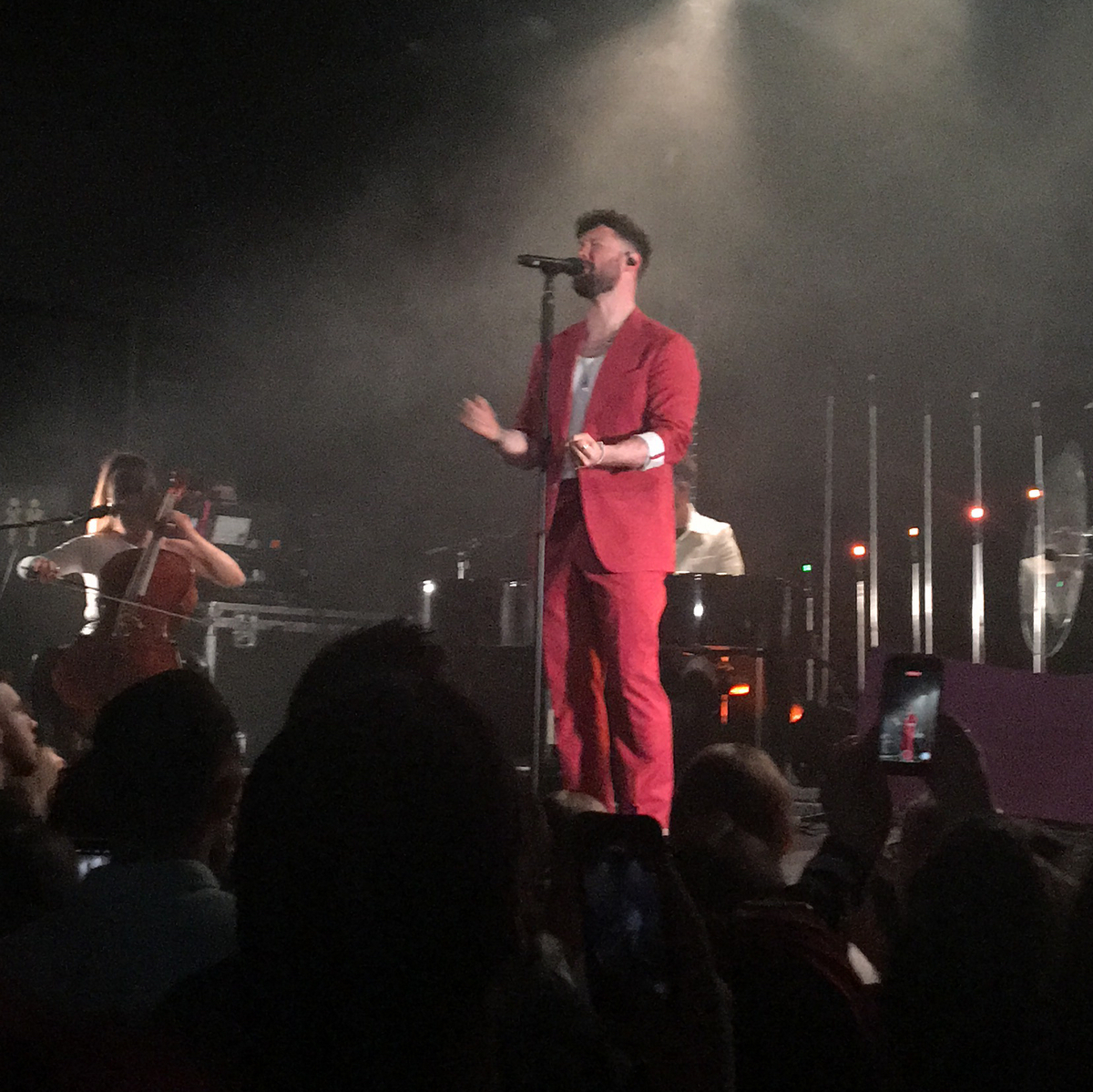 Apr 30, 2023: Calum Scott / Mitch James at Roxy Prague Prague, Hlavní ...